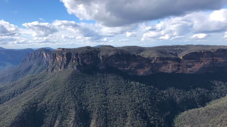 Resolute Beach Loop Track: Bushwalking and Secluded Beaches
