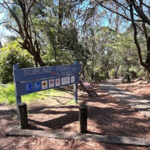 Sublime Point Lookout in Leura (Jamison Valley Views)