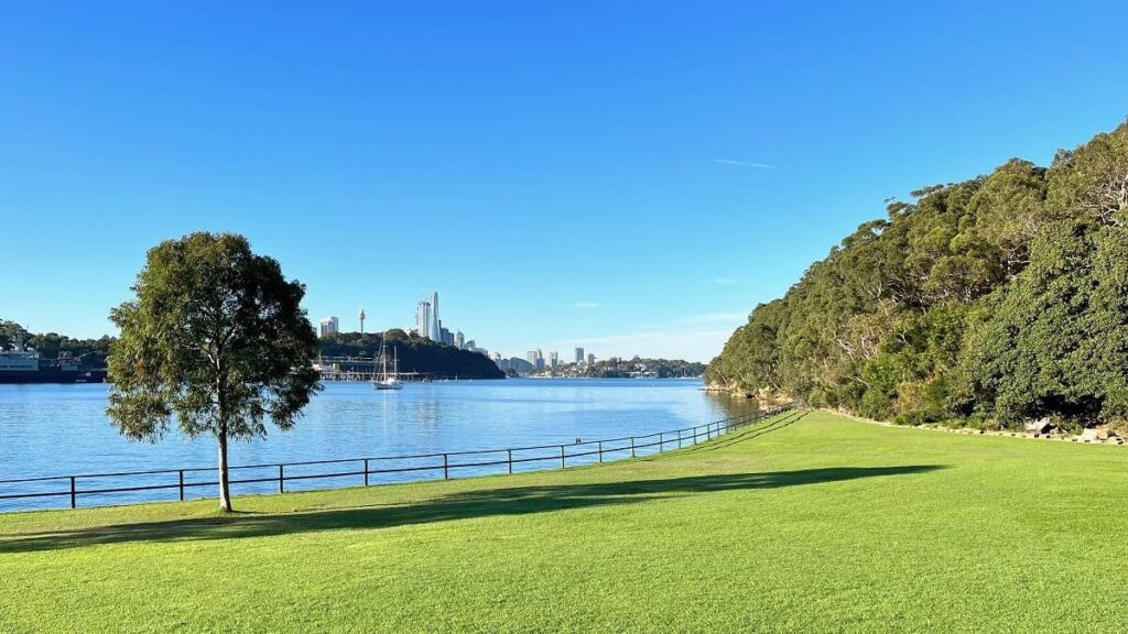 Cremorne Point Circuit Walk (Sydney Harbour Views)